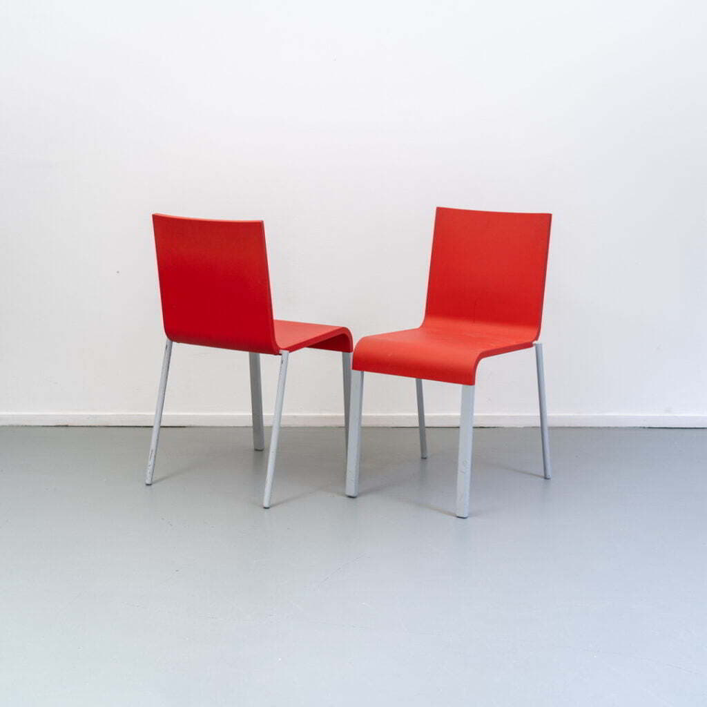 Vitra .03 Stoel Rood Kunststof (Stapelbaar) - Gepoedercoat Zilver ...
