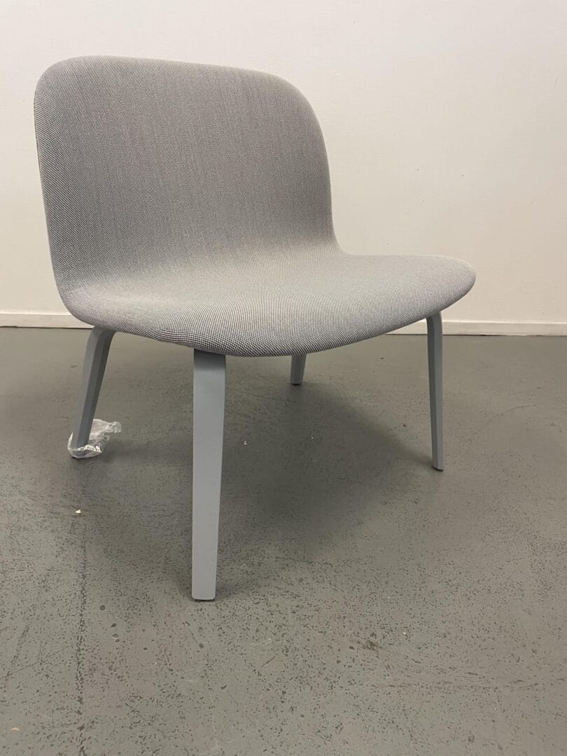 Muuto Visu Lounge Chair Grijs Nieuw - Zillions: nieuw en gebruikt ...