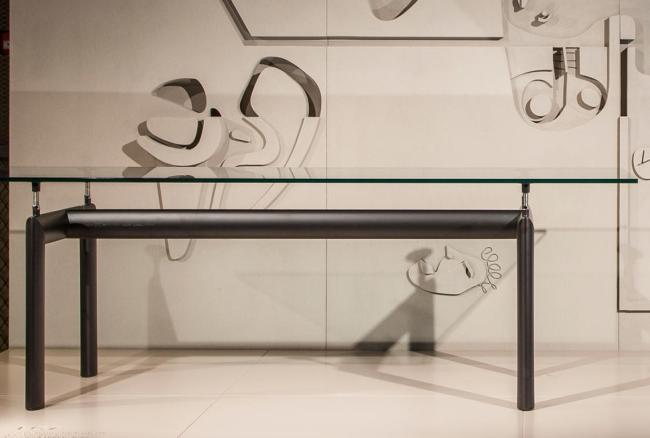 Cassina LC6 Tafel Frosted Glas - Zwart